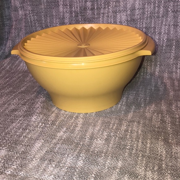 Tupperware | Kitchen | Vintage Tupperware Container | Poshmark